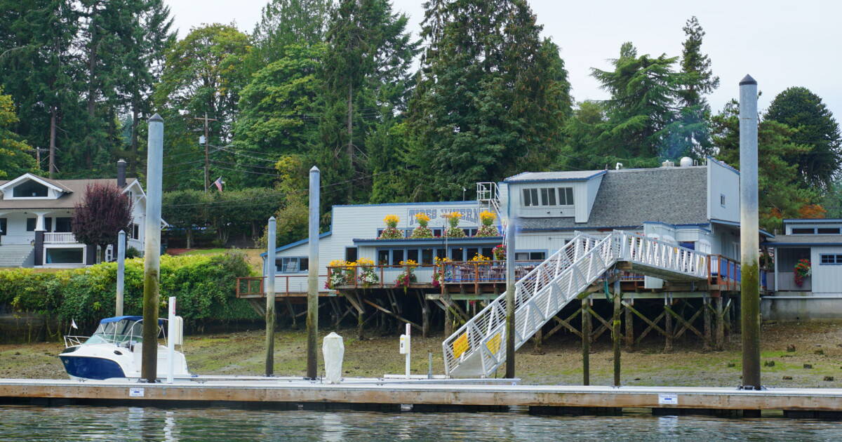 COVID-19 infections temporarily shut down landmark Tides Tavern - Gig ...