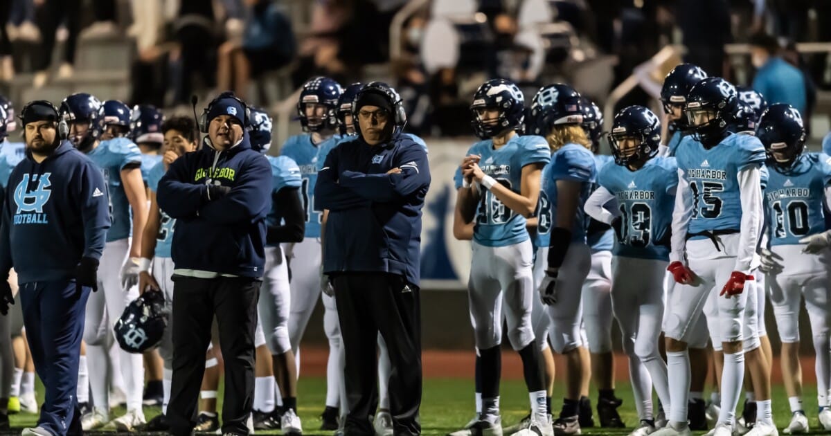 Gig Harbor football coach George Fairhart resigns - Gig Harbor Now | A ...