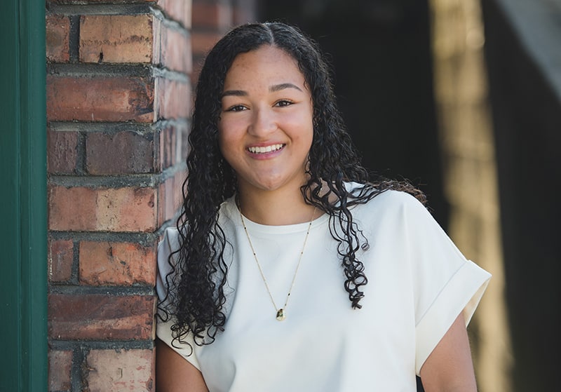 Janae Lewis is lifelong volunteer who excels in soccer, academics - Gig ...