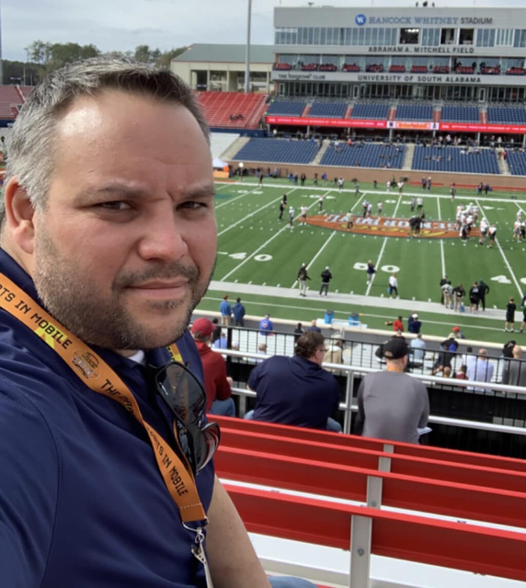 When longtime GH resident Rang speaks, pro football listens - Gig ...