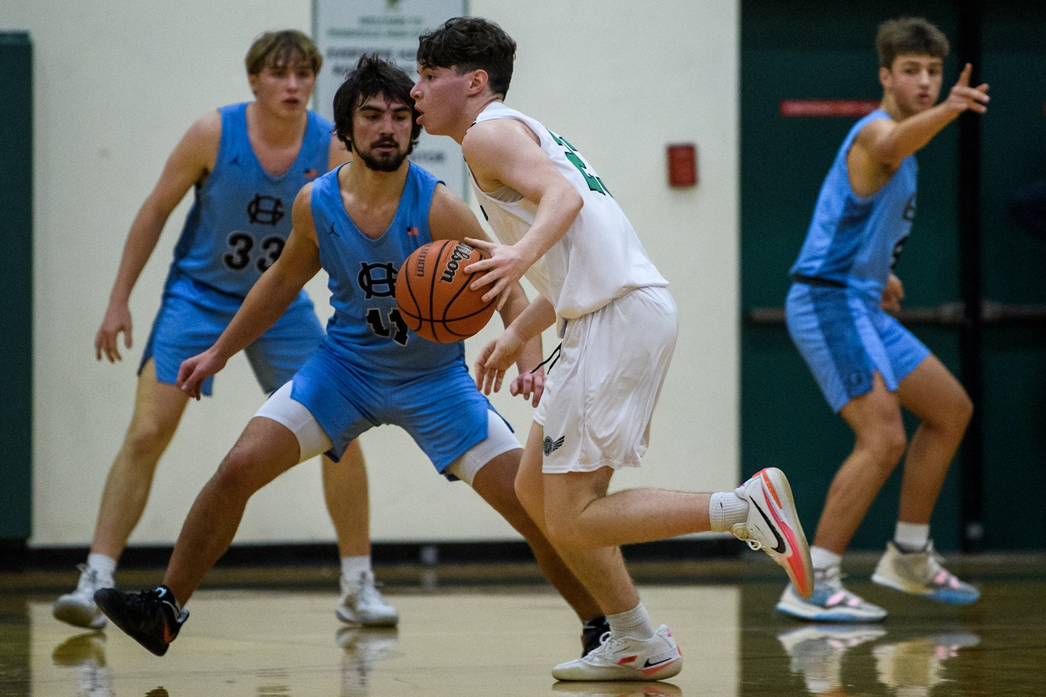 Gig Harbor dominant in rivalry game win over Peninsula - Gig Harbor Now ...