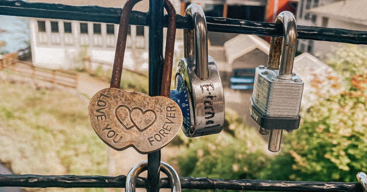 Two in Tow & On the Go: Love-locks in Gig Harbor - Gig Harbor Now | A ...