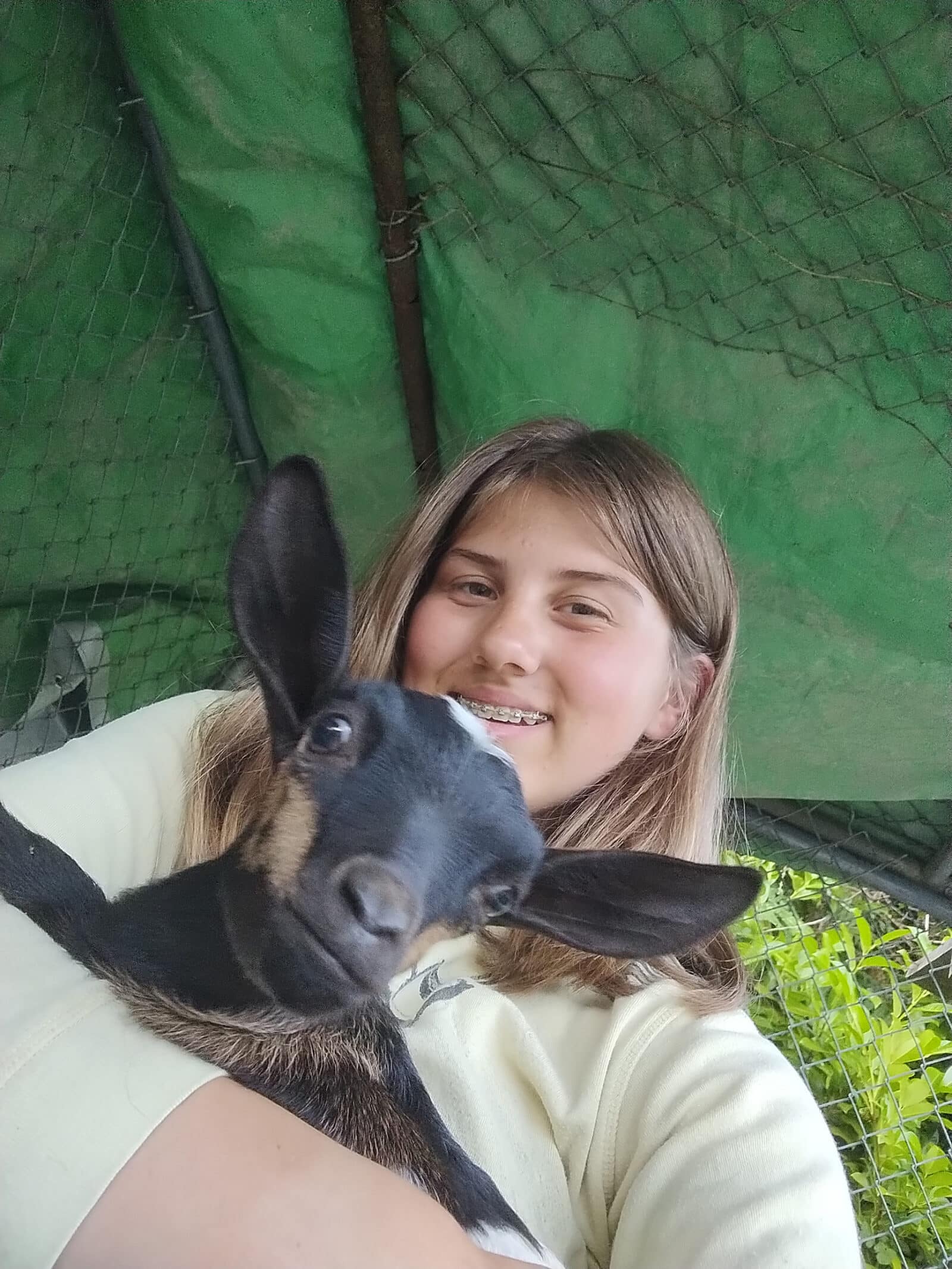 Sarah Neff models service and compassion - Gig Harbor Now | A ...