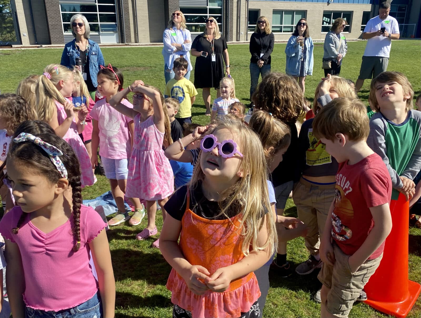 Pioneer Elementary students launch near-space balloon, and the ...