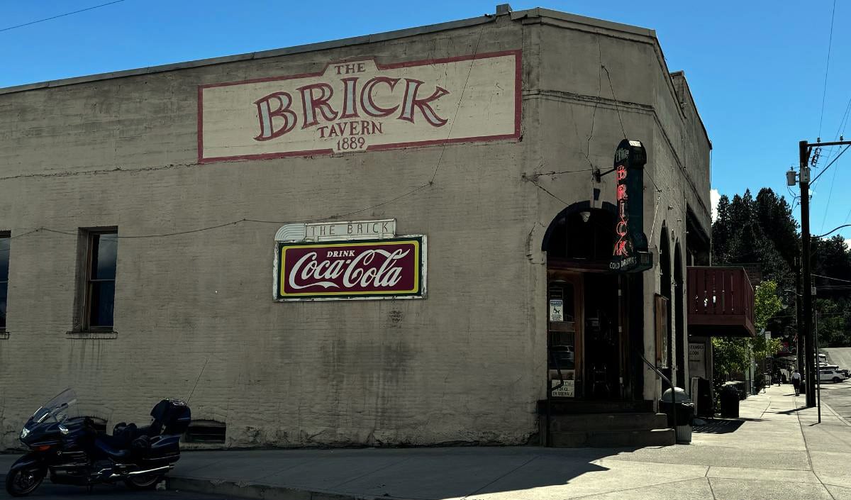 Day Tripper | A first exposure to the TV-famous town of Roslyn - Gig ...