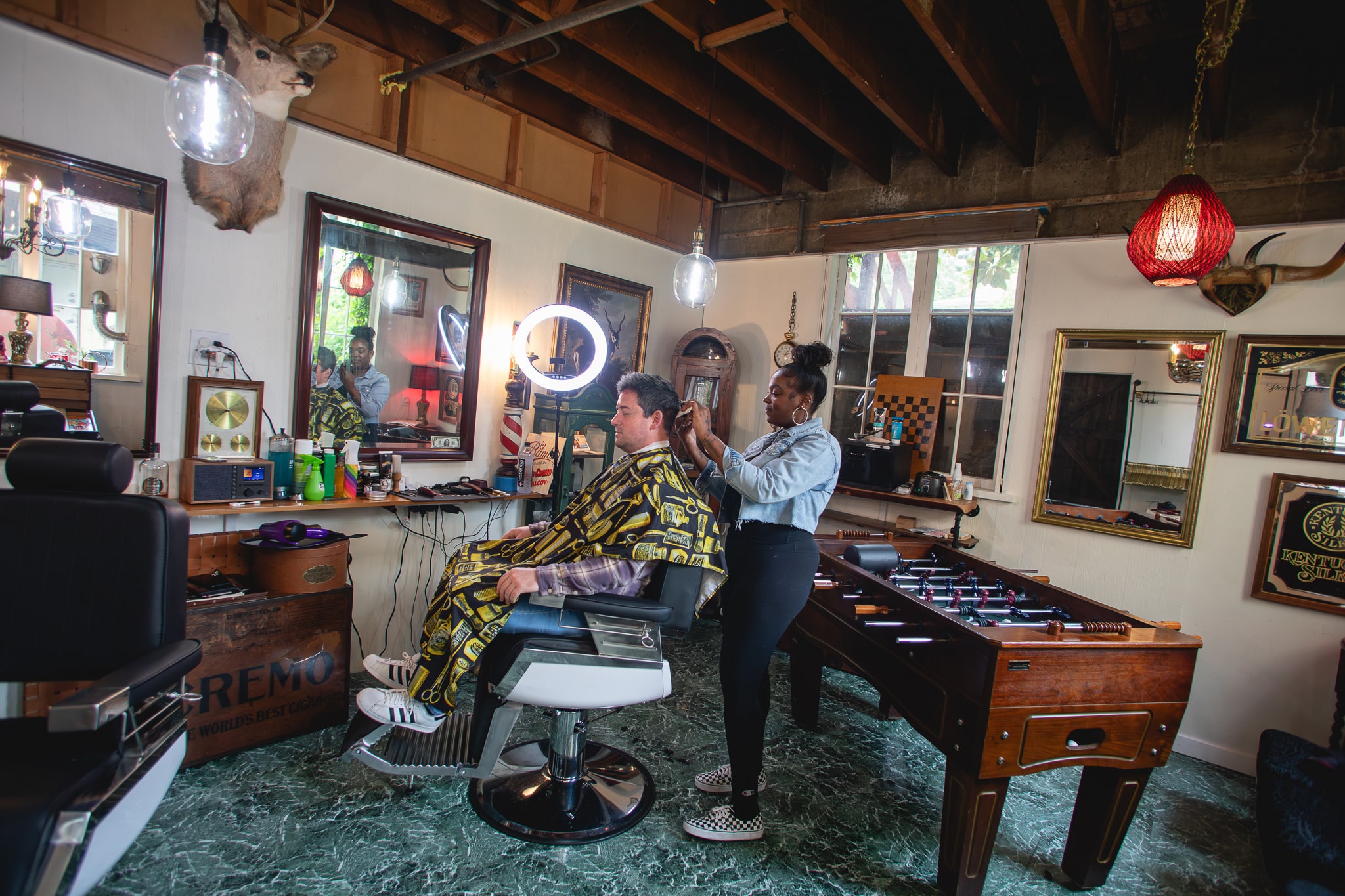 Business Spotlight | The barber behind the bookshelf - Gig Harbor Now ...