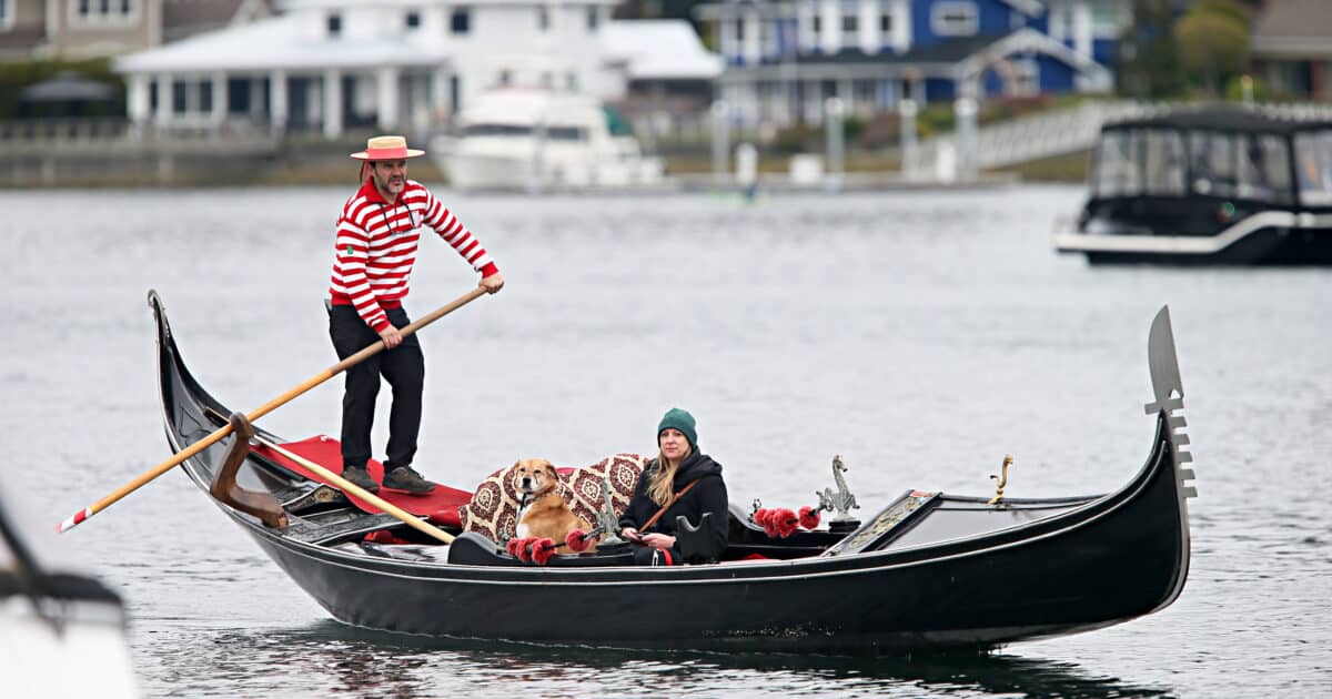 Gondolas make Gig Harbor feel a little like the canals of Venice - Gig ...