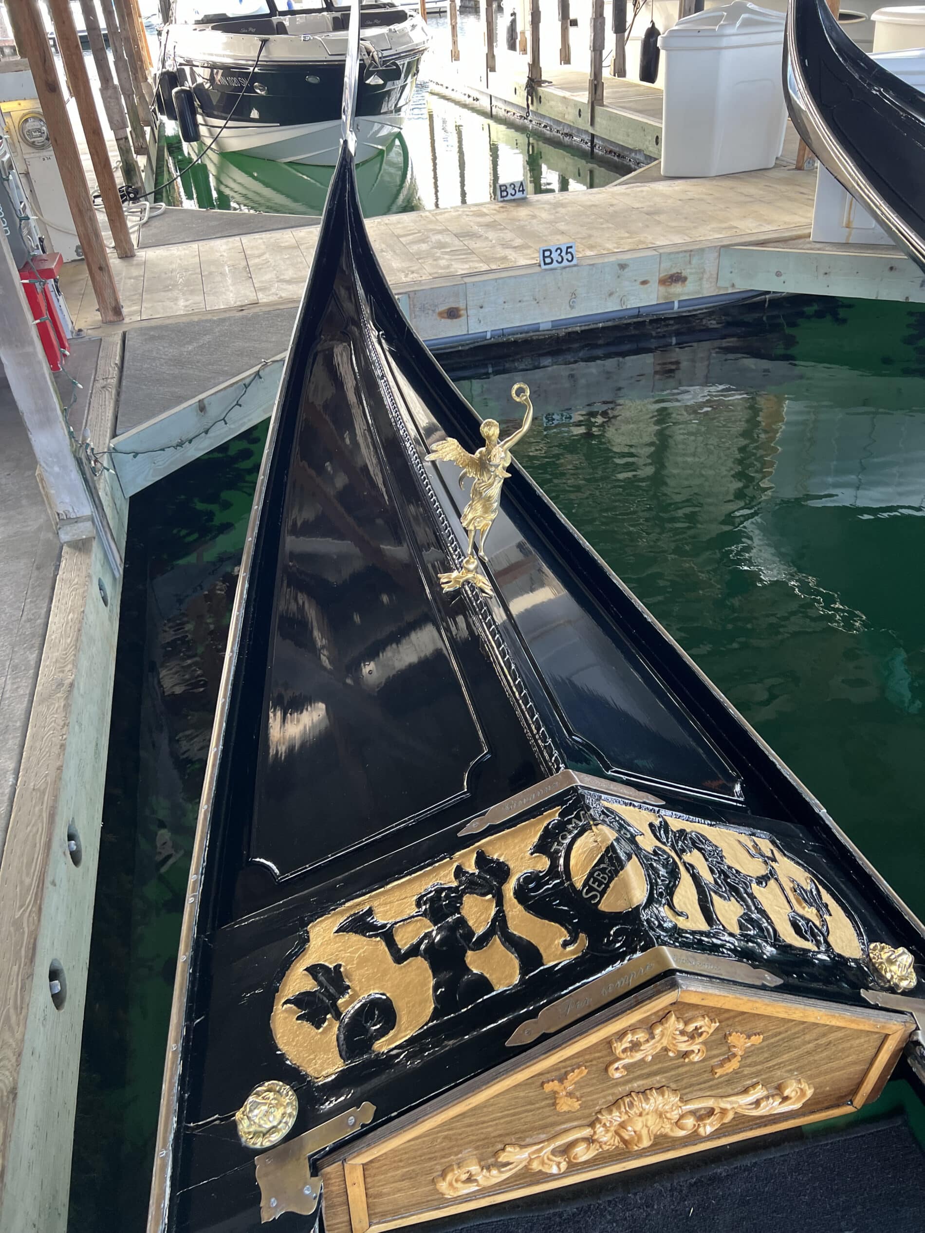 Gondolas make Gig Harbor feel a little like the canals of Venice - Gig ...
