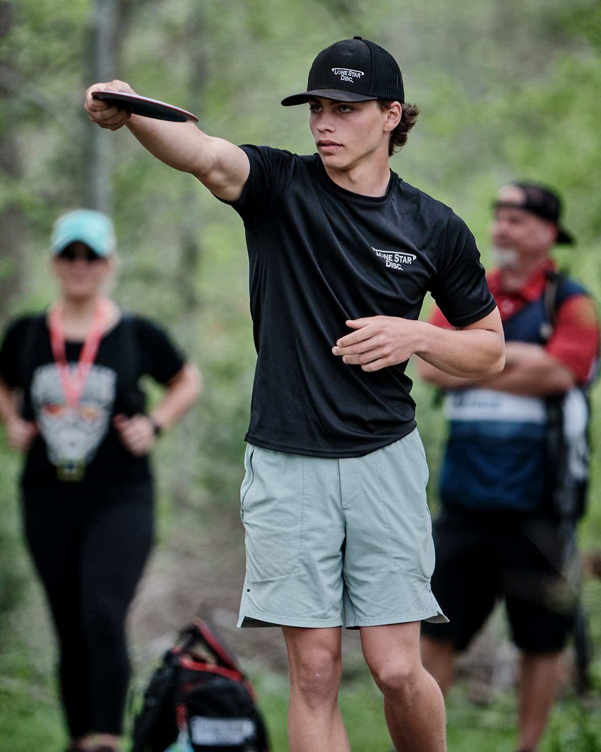 Gig Harbor student hits disc golf pro tour, studies on the go - Gig ...