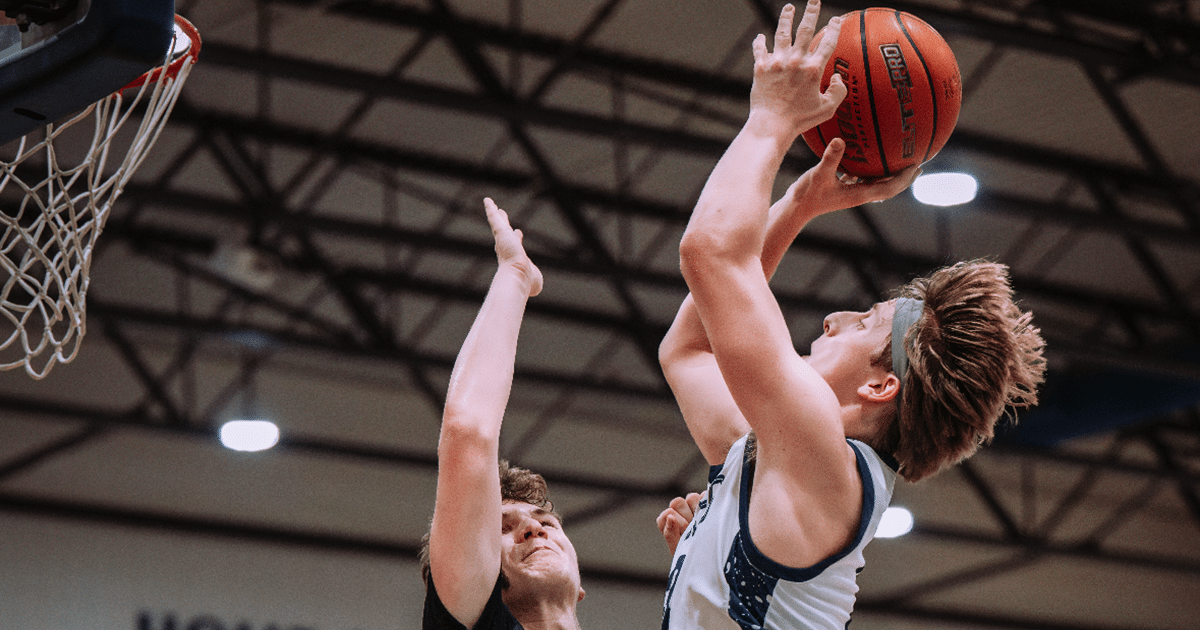Ty Buchanan the hero as Gig Harbor squeezes by Peninsula - Gig Harbor ...