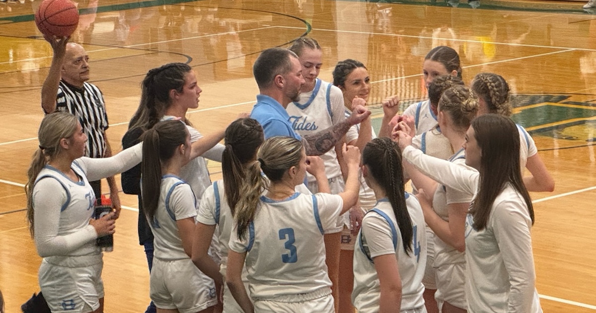 Parent accused Gig Harbor girls basketball coaches of drinking alcohol ...