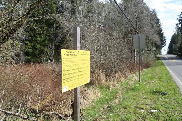 City board backs 1 of 2 requests from developer of project near Gig ...