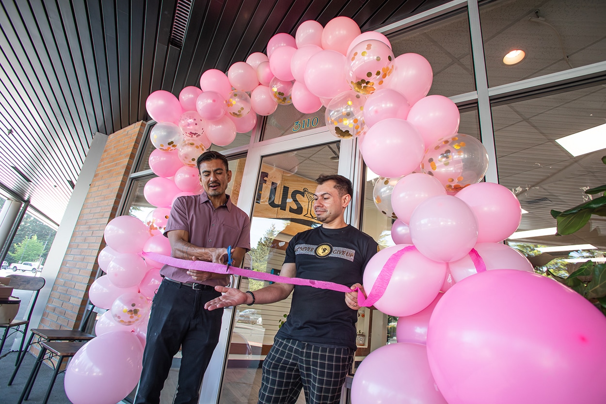 Fusion Donut Cafe gets off to a sweet start with its soft launch - Gig ...