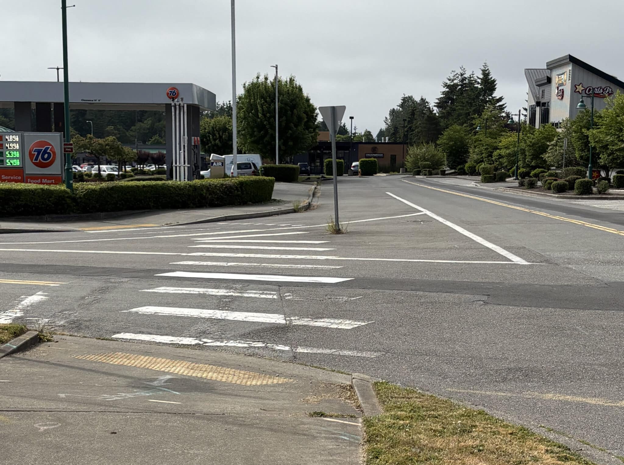 Letter to the Editor | Confusing yield sign at intersection near ...