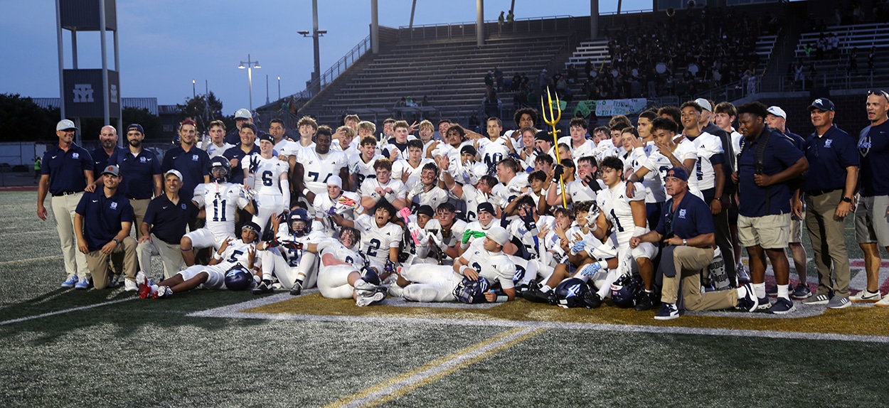 Gig Harbor wins third consecutive Fish Bowl, 35-21 - Gig Harbor Now | A ...