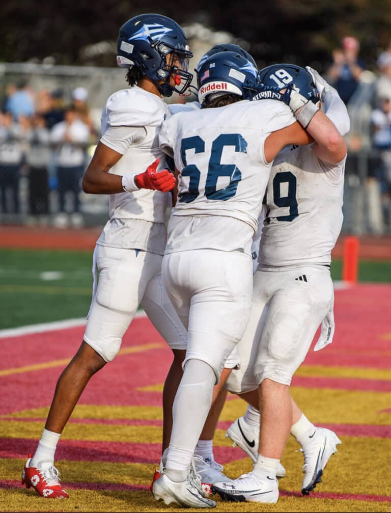 Gig Harbor's Wing T offense takes flight in Fish Bowl - Gig Harbor Now ...