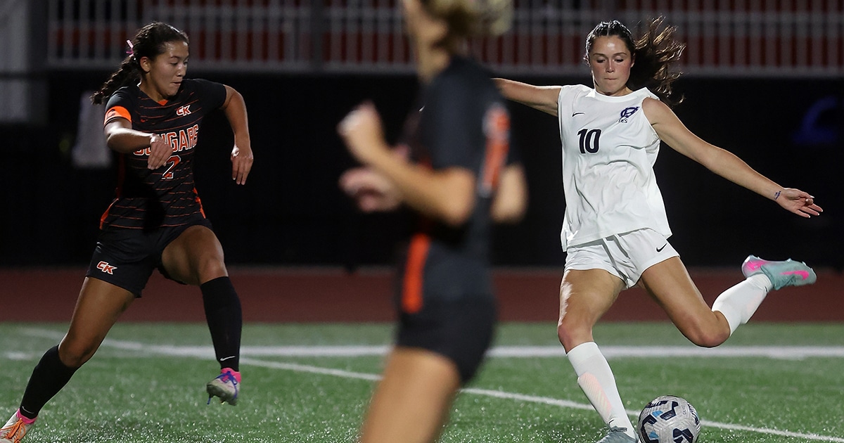 Speedy Heikkila leads fast-rising Gig Harbor soccer team - Gig Harbor ...