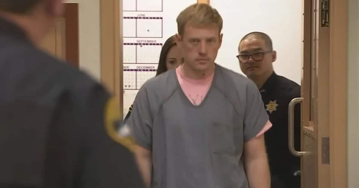 Former teacher convicted of assaulting students sentenced to maximum ...