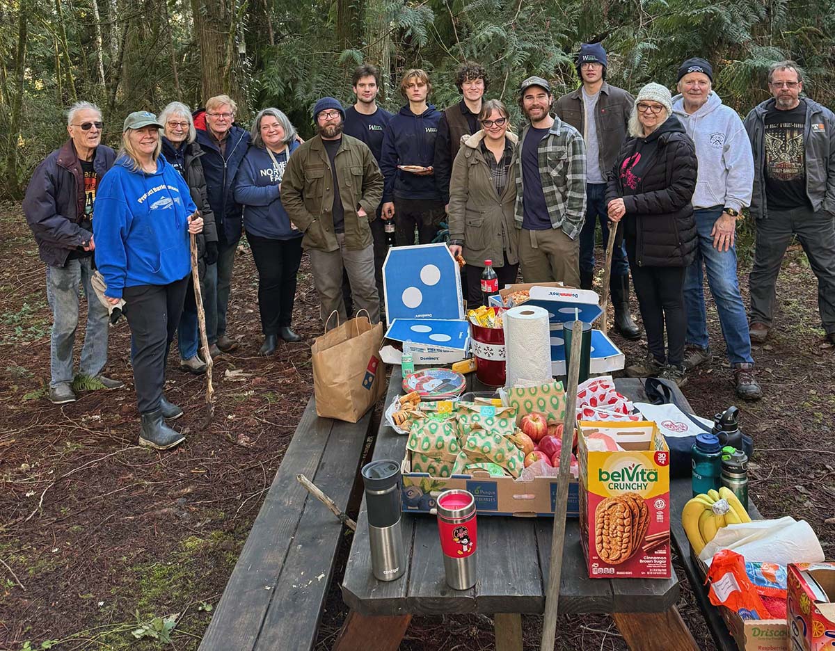 Burley Lagoon clean-up pulls 460 pounds of tires, plastic and more out ...