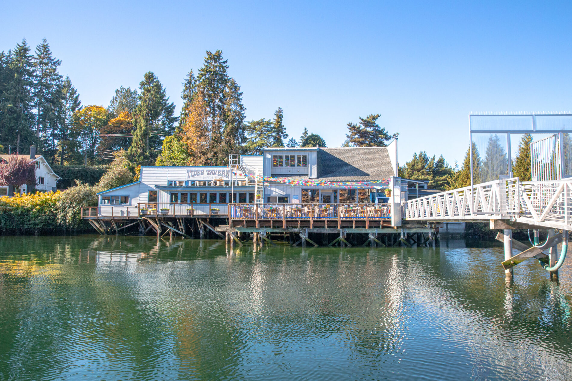 Anthony’s Restaurants group buying Gig Harbor’s landmark Tides Tavern ...